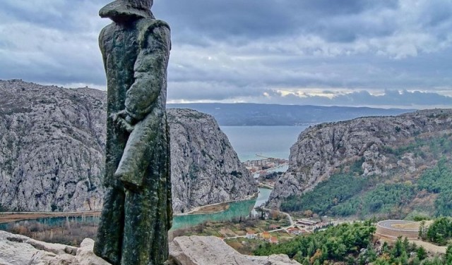 Omiš, Enjoy Split